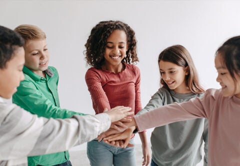 How to Teach Kids Teamwork: Tips and Activities - Begin Learning